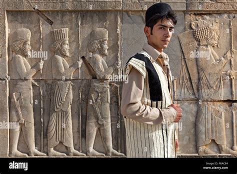 Iranian Traditional Clothing Men