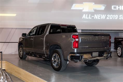2019 Silverado Lights A Guide To Which Models Have Leds Gm Authority