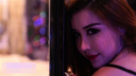 High Tech Face Netflix Photo Eporner