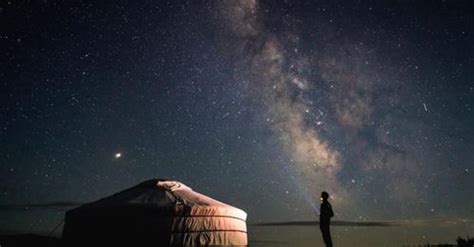 Хөшигийн Хөндийн Нисэх Онгоцний Буудал