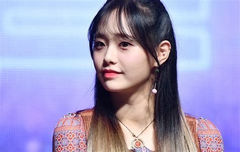 Heres When Ex Loonas Chuu Will Make Her Solo Debut