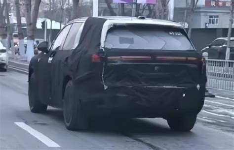 Nio Onbo L80 Spy Shot Model Y Killer Appears As Third Row Large Suv