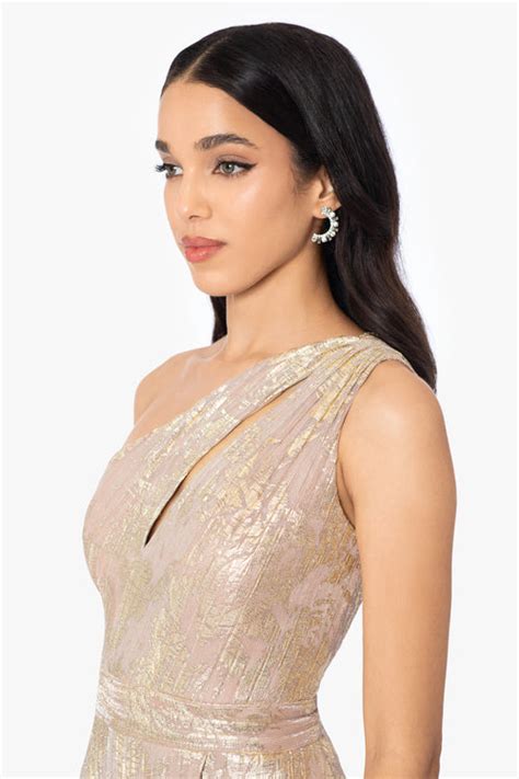 One Shoulder Dresses