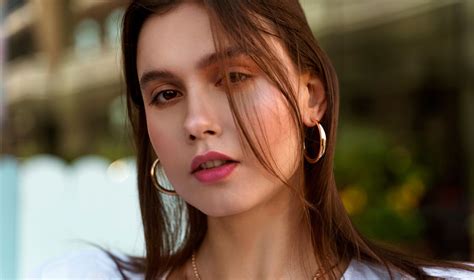 مُحسِّن الصور بالذكاء الاصطناعي تحسين جودة الصورة على الفور Upscale Pro