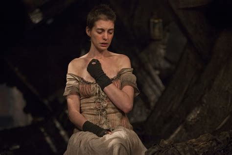 Anne Hathaways Les Misérables Transformation From Oscar Glory To Tom