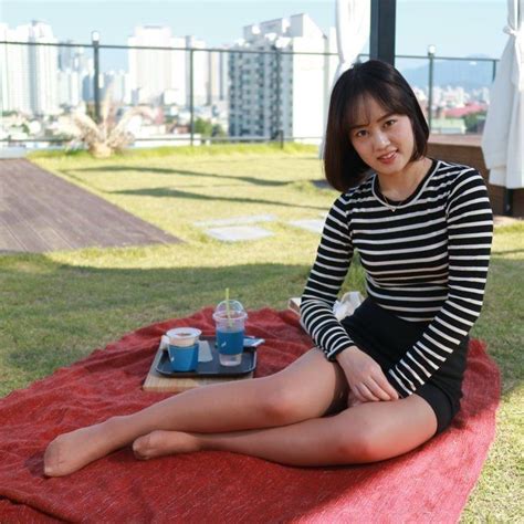 Pin By ì°ë ê¹ On 스타킹 Fashion Womens Fashion Style