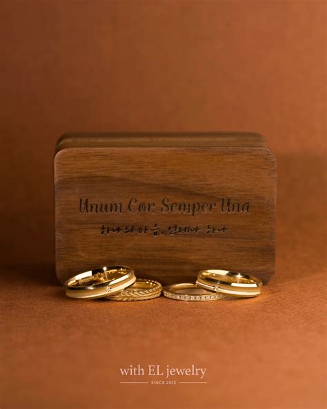 𝐰𝐢𝐭𝐡 𝐄𝐋 위드엘 주얼리 커스텀 웨딩링 순금 결혼 반지 손끝에서 피어나는 천 개의 빛 밀그레인 밀그레인은 라틴어로 ‘천 개의 알갱이를 뜻하는 섬세한 장식 기법으로