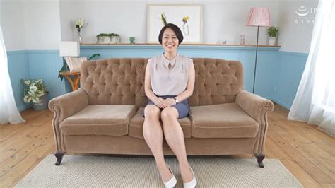 桃山ちとせ 40歳 初脱ぎ・デビュー作 パート 千葉県在住 │熟女動画を見るならソクヨム
