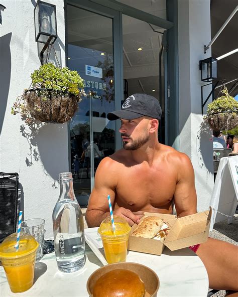 Ryan Matterson Ryan Matto • Instagram Photos And Videos