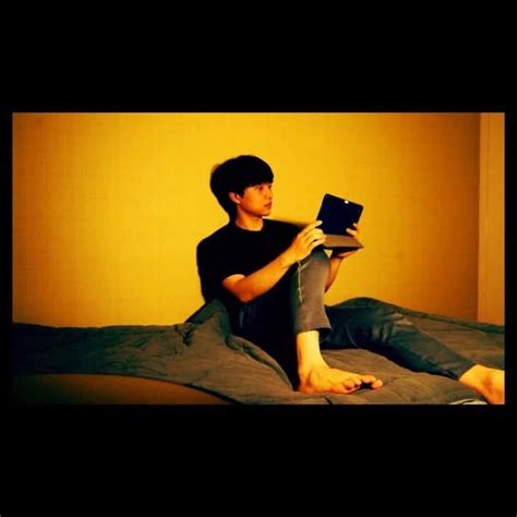 Tae Yooon • Threads Say More