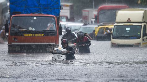 Mumbai Rains Heavy Rainfall Over The Next Few Days Yellow Alert For