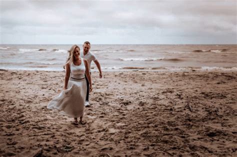 Beach Crazyinlove  Beach Crazyinlove Couples Discover And Share S