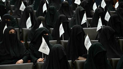 ქაბულში თალიბანის მხარდამჭერმა ქალებმა აქცია გამართეს Netgazeti • ავღანეთი • თალიბანი