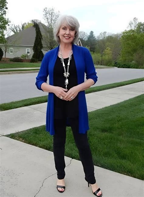 Novawhisper Наскоро станах на 60 и се чувствам много самотна Отдавна се разведох с мъжа ми а