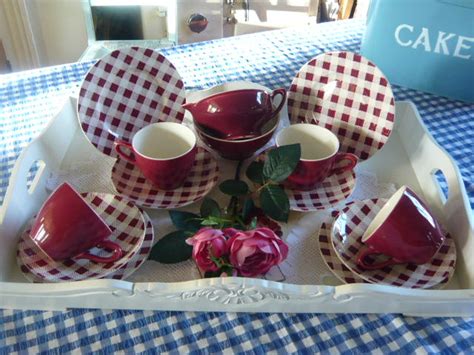 Myott Checkers Tea Set