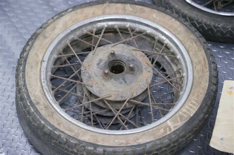 Lot 1 1961 Ariel Arrow