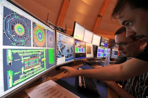 us scientists build the smallest particle accelerator