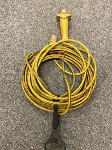 Drop Light Aumann Auctions Inc