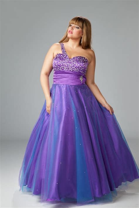 61 Best Size Plus Prom Dresses Images On Pinterest Curvy Girl Fashion