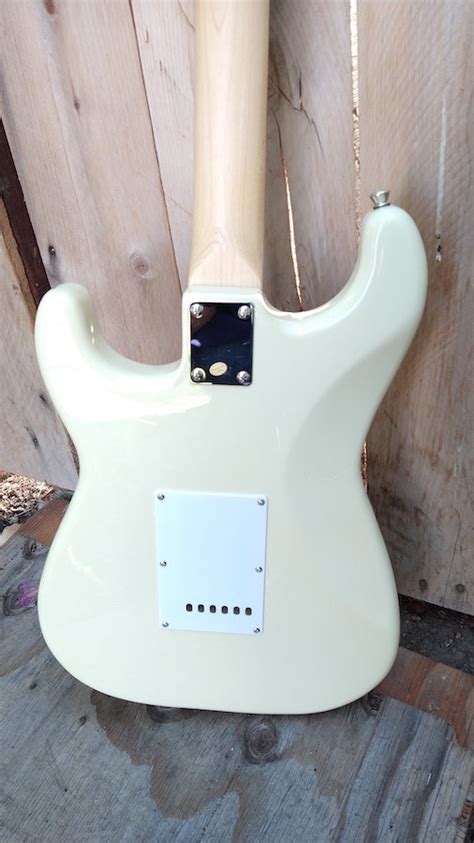 Aria Pro II STG-003 White – Moze Guitars