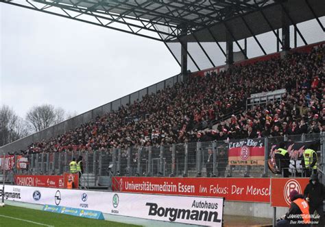 „kollektivstrafen Und Böller Haben Nichts Im Stadion Zu Suchen Faszination Fankurve