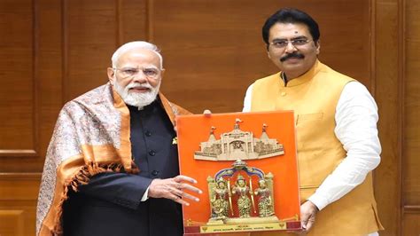 Bihar Bjp Chief Sanjay Saraogi Meets Pm Modi In Delhi