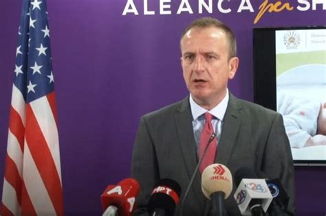 Телевизија 24 Таравари Ако не се изгласаат уставните измени неизбежни се предвремени избори