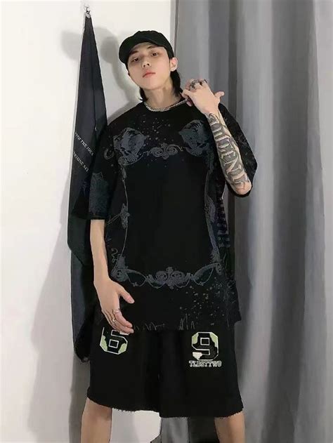 Savior Graphic Unisex Streetwear Vintage Women Men Y2k T Shirt