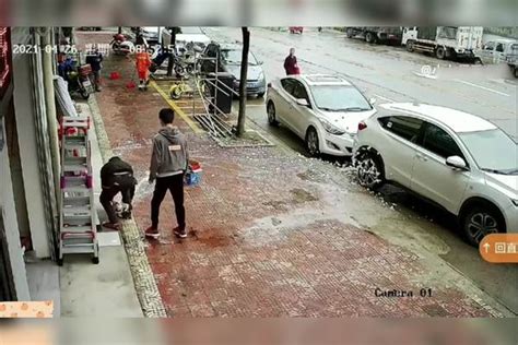 30个令人脸红的尴尬瞬间监控拍下的社死现场建议换个星球生活 监控 星球 瞬间