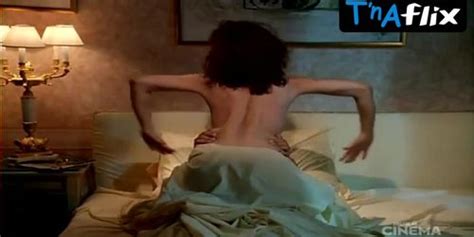 Eva Grimaldi Breasts Scene In Abbronzatissimi 2 Un Anno Dopo