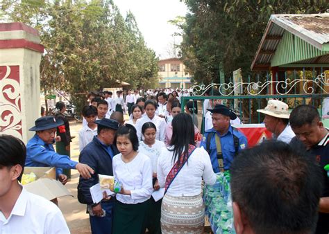 နမ့်စန်တွင် တက္ကသိုလ်ဝင်တန်းစာမေးပွဲ မြန်မာစာဘာသာရပ် စတင်ဖြေဆို Information And Public