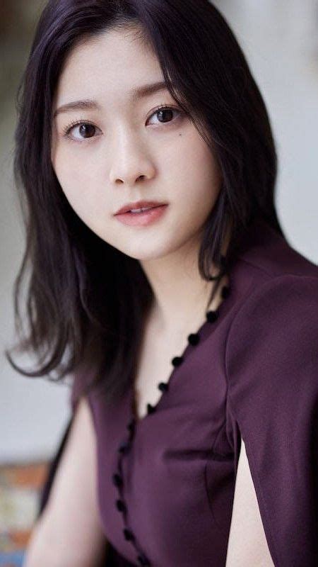 ボード富田 鈴花のピン 女性 富田 乃木坂 画像