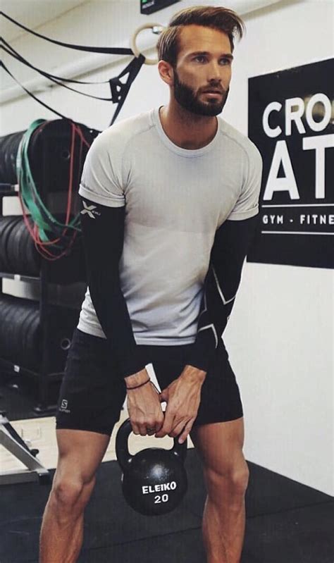 Sport Sexy Gym Outfits That Complement Your Body
