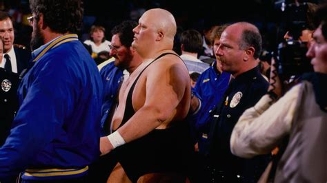 King Kong Bundy Makes His Entrance At Wrestlemania 2 Wwe