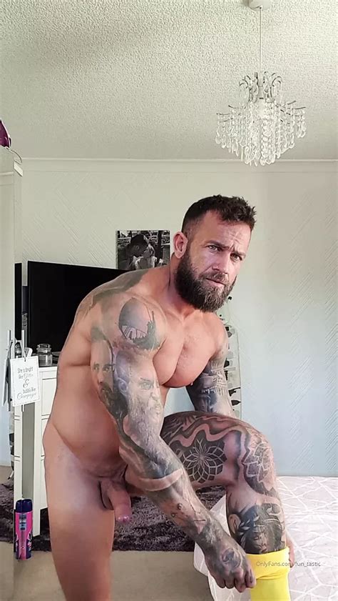 Of Gareth Hulin Tattooed Muscle Bodybuilder Showing Off Gay Amateur Amateur Porn Xhamster