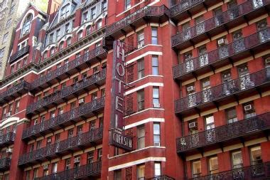 Hotel Chelsea Sold To Luxury Hotelier Chelsea New York Dnainfo