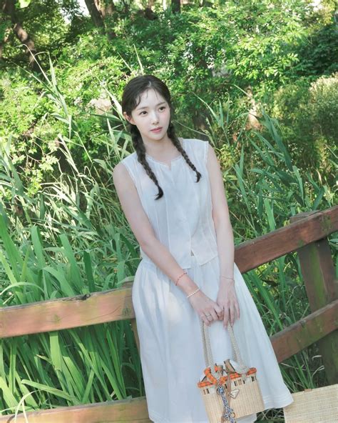 채수빈 최근 인스타  유머 움짤 이슈 에펨코리아