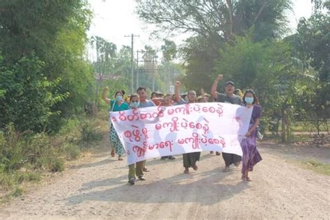ရွာပေါင်းစုံ သပိတ် စစ်ကြောင်းက ဖက်ဆစ် စစ်တပ် တော်လှန်ရေး ချီတက် ဆန္ဒပြ Khit Thit Media
