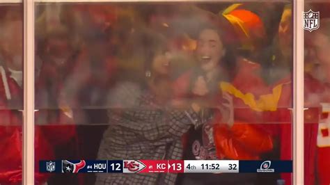 Taylor Swift Geht Nach Touchdown Von Chiefs Star Travis Kelce In Den