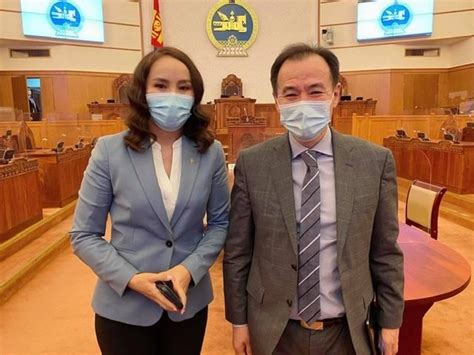 Хүний эрхийн мэдрэмжтэй гишүүд