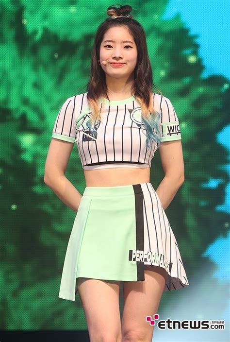 오늘자 트와이스 컴백 쇼케이스 인스티즈 Instiz 이슈 카테고리