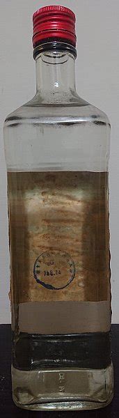明分享 玉山方瓶二鍋頭 89 頂級陳高窖藏八年大麴中興東引 久藏的勳章媽祖方大麯金鐘大麯 P9品酒網