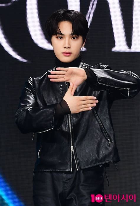 Ten 포토 더보이즈 주학년 미소년 외모 텐아시아