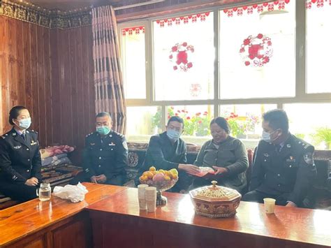 缅怀公安英烈 致敬忠诚警魂 ——玉树市公安局开展烈士纪念日遗属走访慰问活动澎湃号·政务澎湃新闻 The Paper