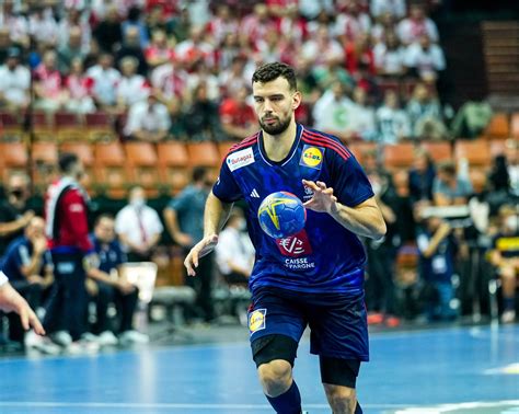 Potrjeno Remili Odhaja