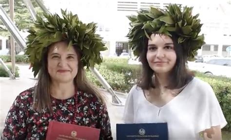 Palermo Mamma E Figlia Si Laureano Insieme Agata E Gaia Un