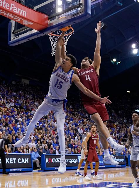A Healthy Chris Ledlum Is Once Again The Anchor For Harvard Mens Basketball The Boston Globe