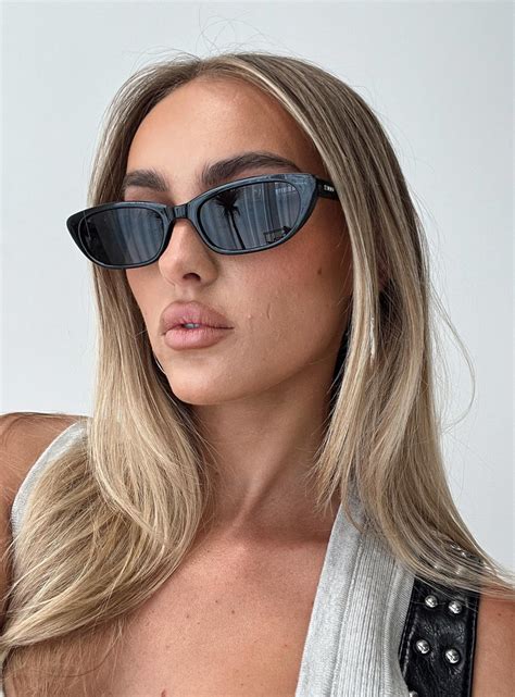 Future Sunglasses Black Princess Polly Usa