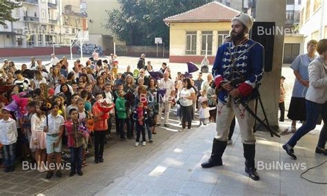 Христо Ботев удари първия звънец в столично училище