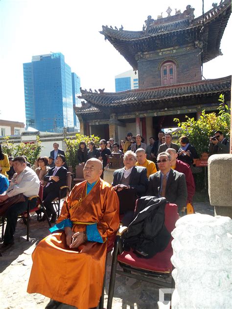 ФОТО МЭДЭЭ Өндөр гэгээн Занабазарын үнэт бүтээлүүдийг дэлгэн үзүүллээ